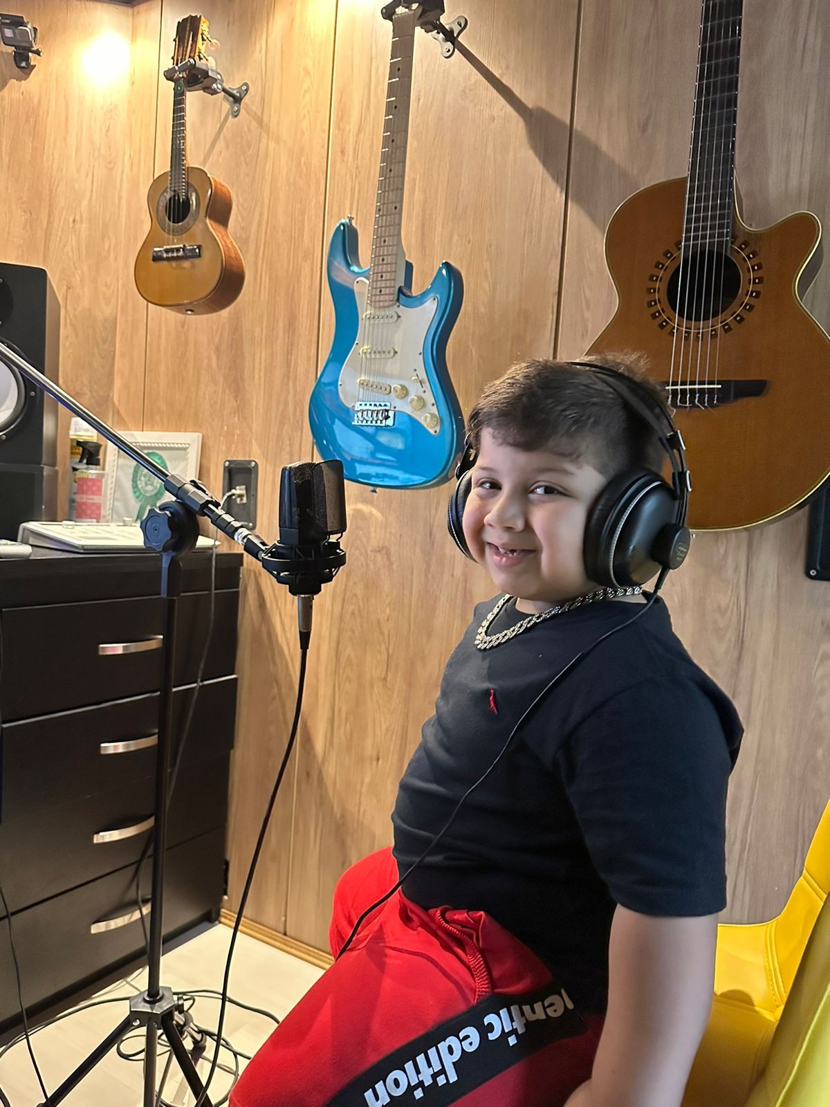 Pai de garoto de 5 anos agenciado por Marlene Mattos elogia empresária ...