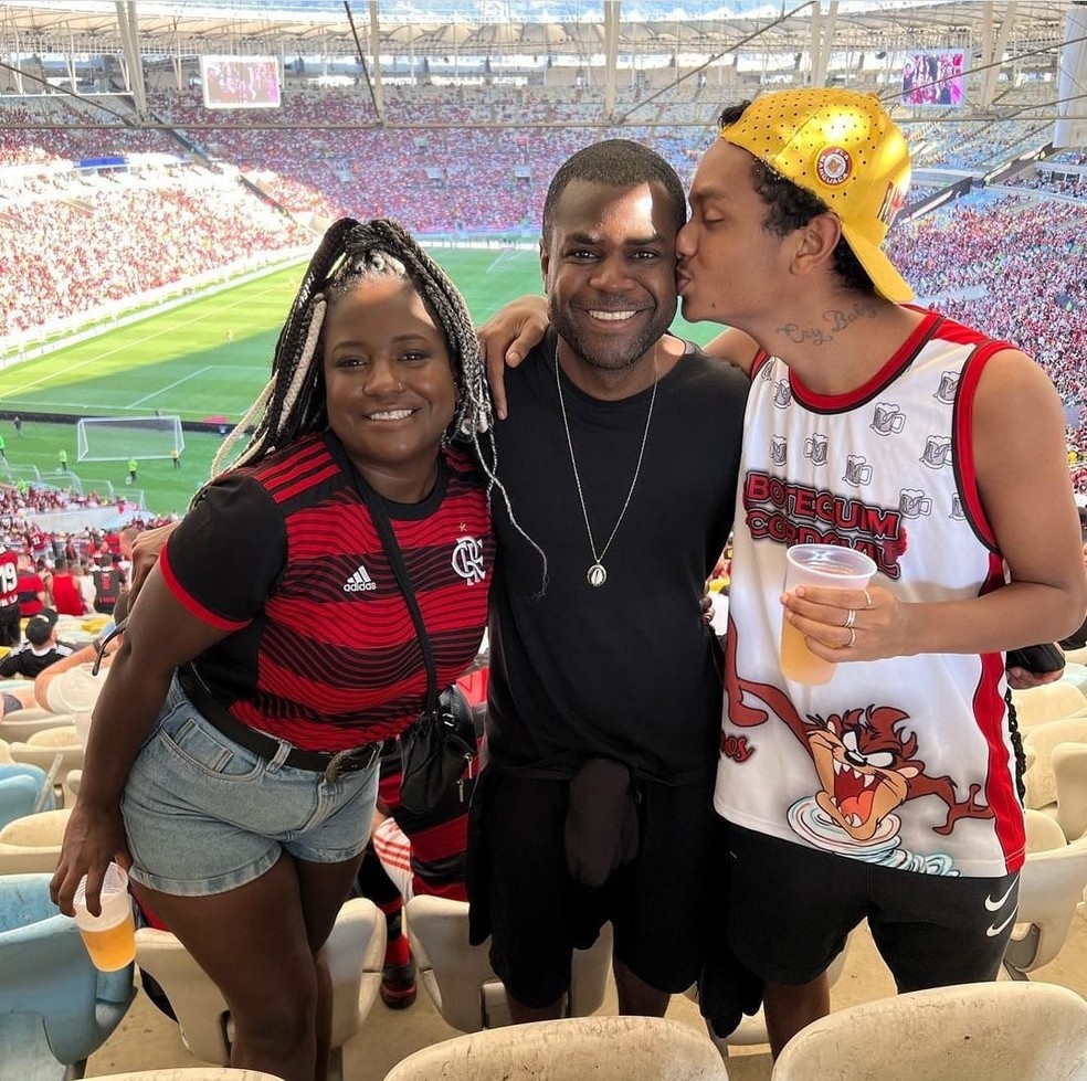 Pretinho da Serrinha celebra roda de samba bombada e fala da agenda de ...
