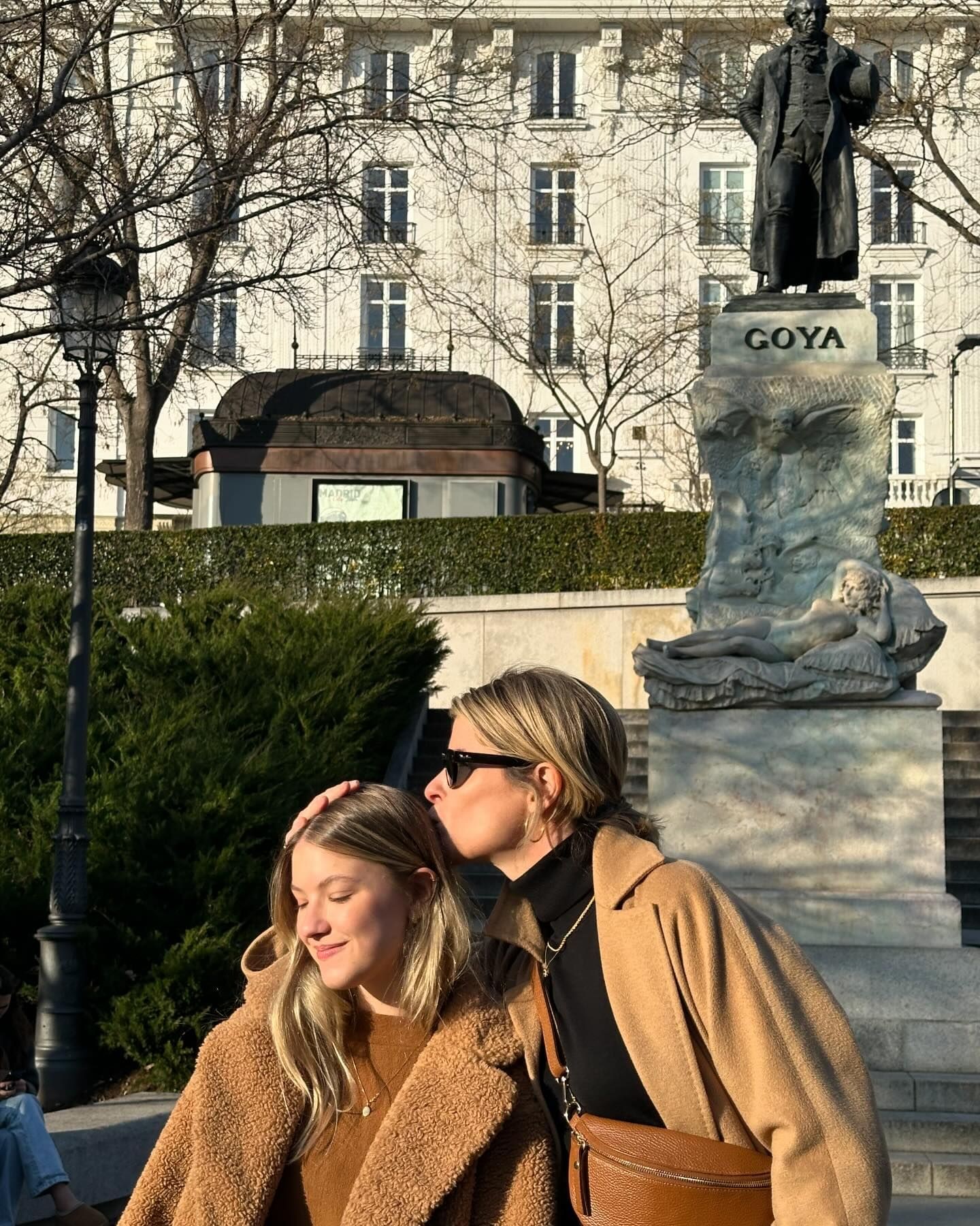 Rita Lobo passa férias na Espanha com a filha de 19 anos; conheça mais ...