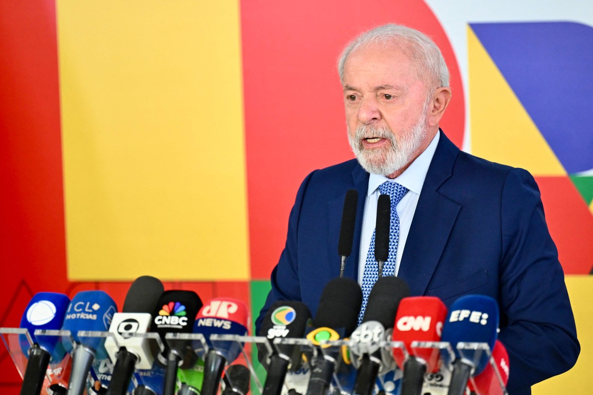 Dólar foi 'alvo de especulação' e está voltando à 'normalidade', afirma ...