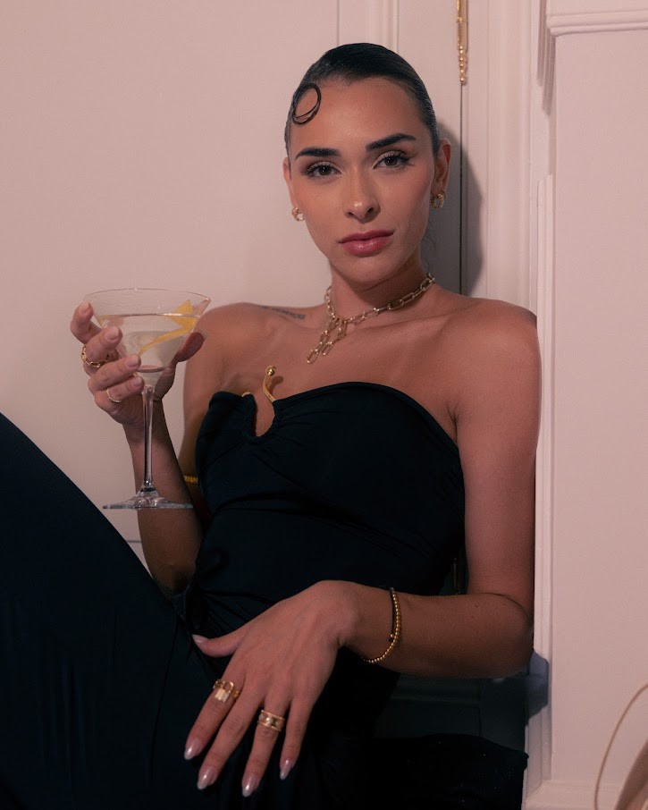 Mulher de Militão, Tainá Castro 'faz as pazes' com o corpo e investe em ...