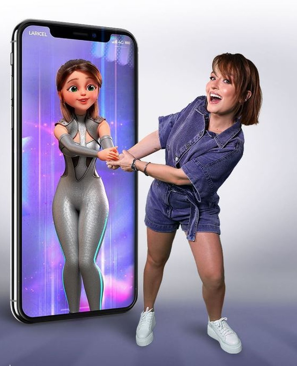 De caderno a operadora de celular: saiba o que fez a fortuna de R$ 30 ...