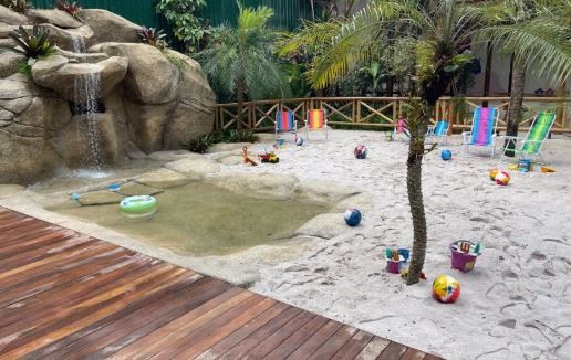 Viviane Araújo investe em casa de festas infantis na Zona Oeste do Rio com prainha artificial ...