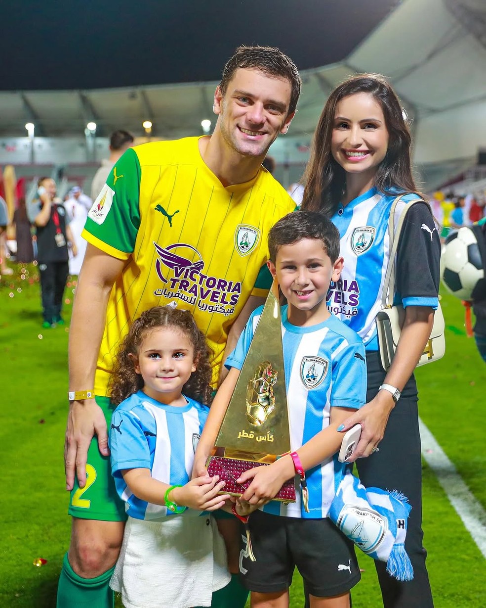 Brasileiro na seleção do Catar, Lucas Mendes demorou dez anos para se ...