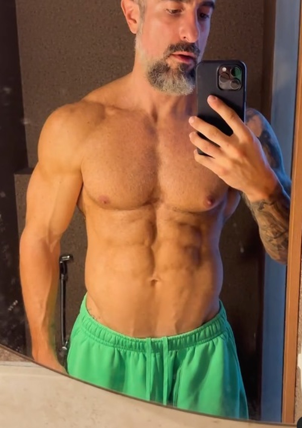 Marcos Mion chega aos 45 anos com o 'melhor corpo da vida': veja ...