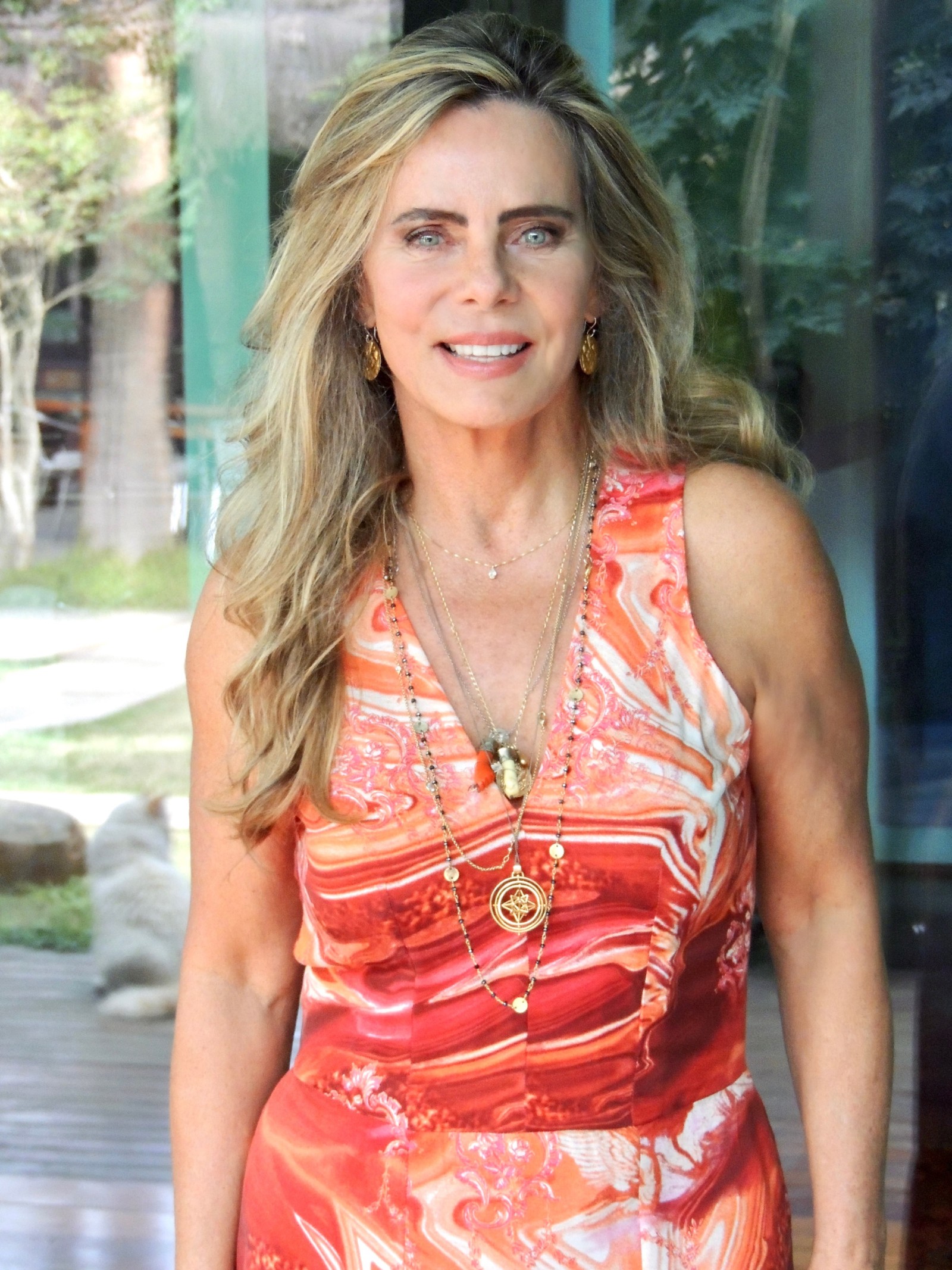 Bruna Lombardi planeja celebração de 45 anos de casamento e fala de ...