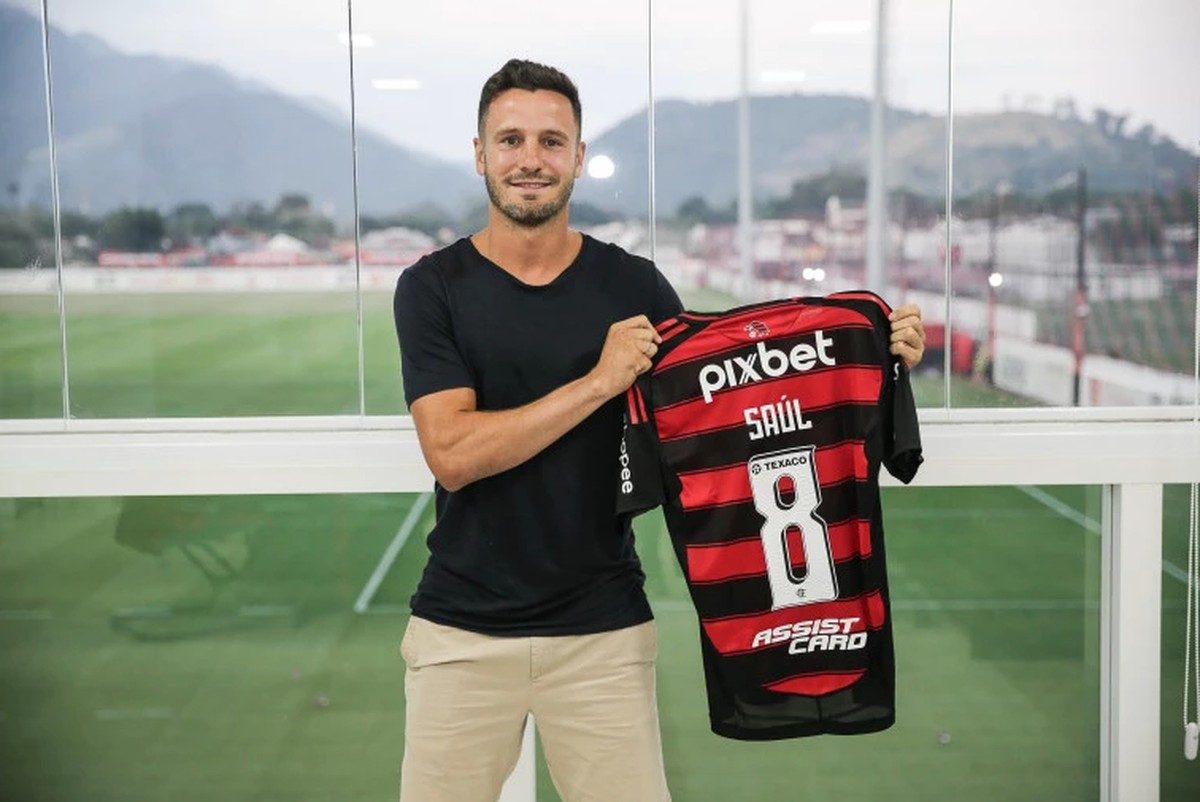 Flamengo anuncia contratação de Saúl Ñíguez até o final de 2028