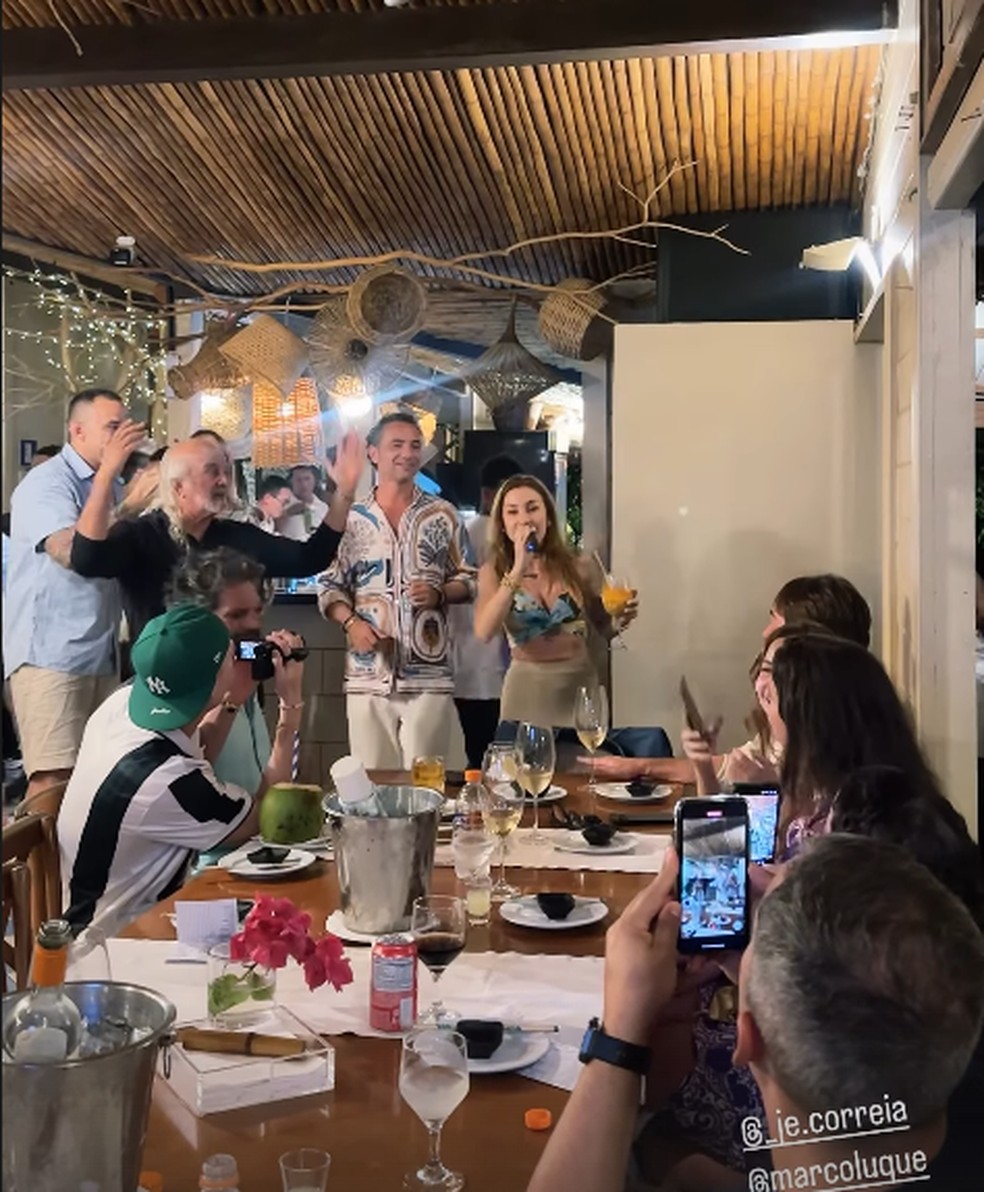 Marco Luque se casa com maquiadora no pôr do sol de Fernando de Noronha ...