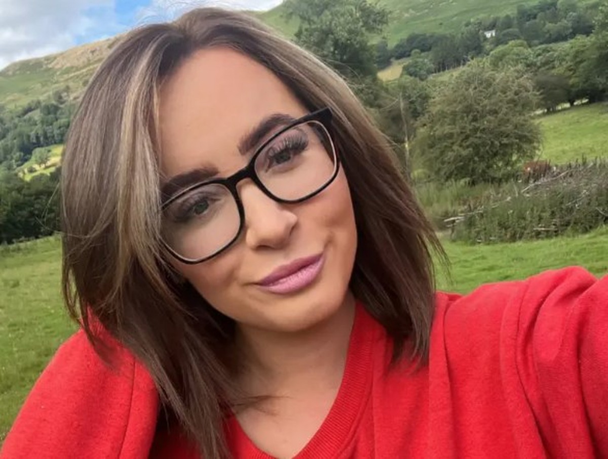 Professora é demitida após ficar bêbada em sala de aula, xingar alunos ...