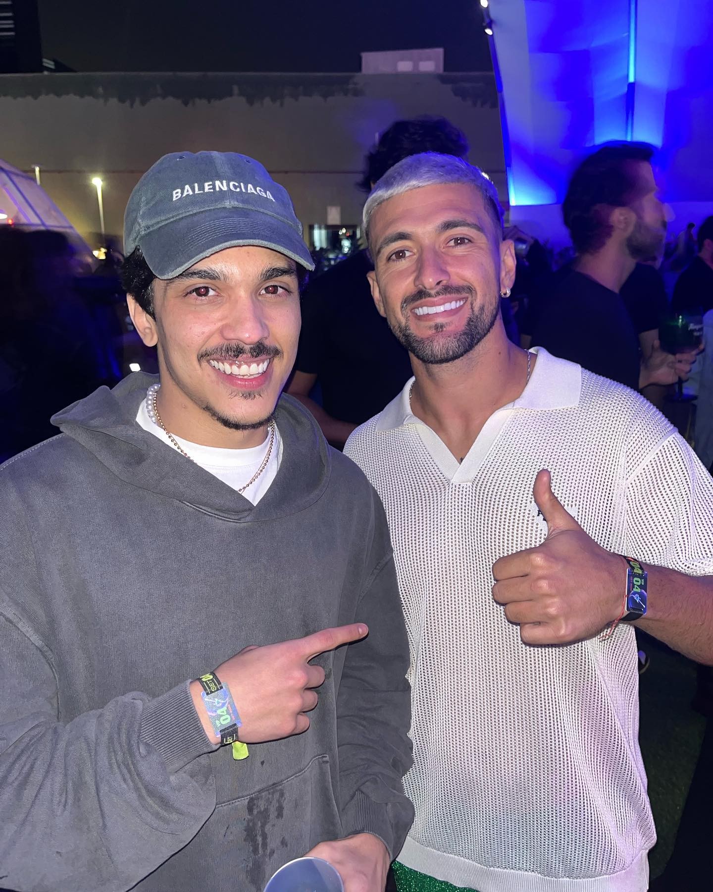 Chico reaparece vibrando em jogo após término com Luísa Sonza; vídeo