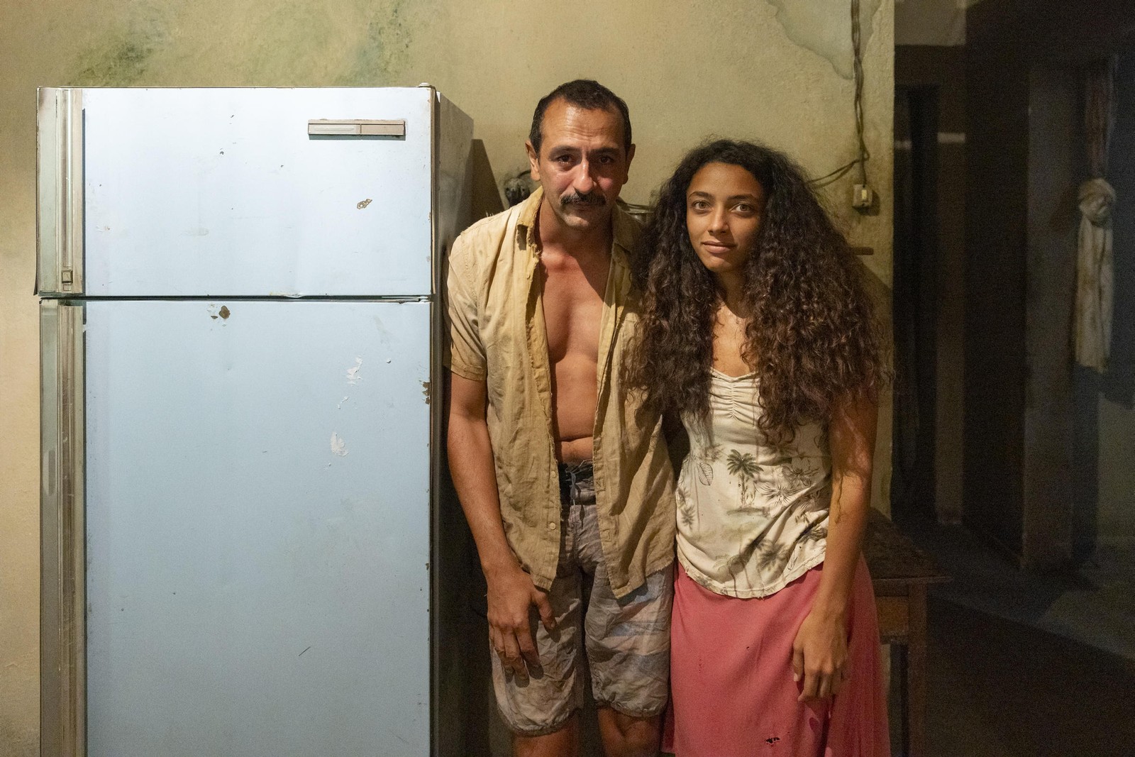 Nos resumos de ‘Renascer’, Dona Patroa ameaça deixar Egídio