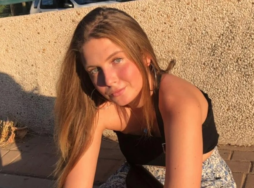 Corpo de Bruna Valeanu, brasileira morta em ataque do Hamas, será ...