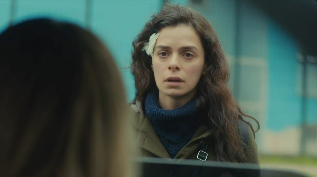 Nos resumos da novela turca ‘Força de mulher’, Bahar se desespera ao ...