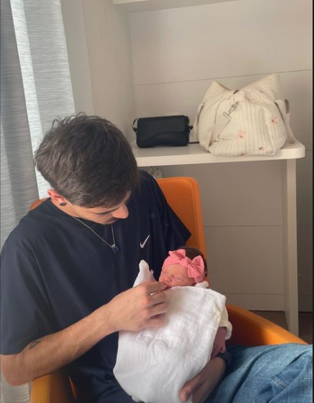 Filho brigado com Alexandre Frota anuncia nascimento da 1ª neta do ex ...