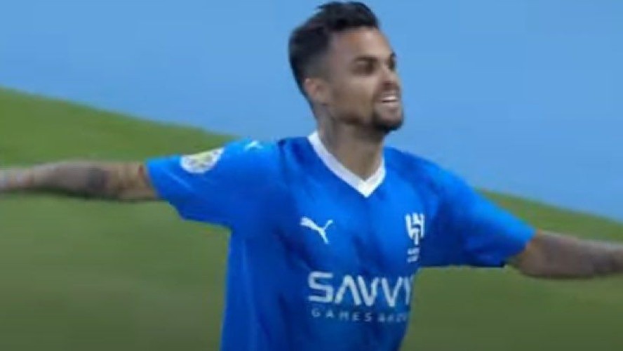 Michael, ex-Flamengo, imita comemoração de Cristiano Ronaldo após ...