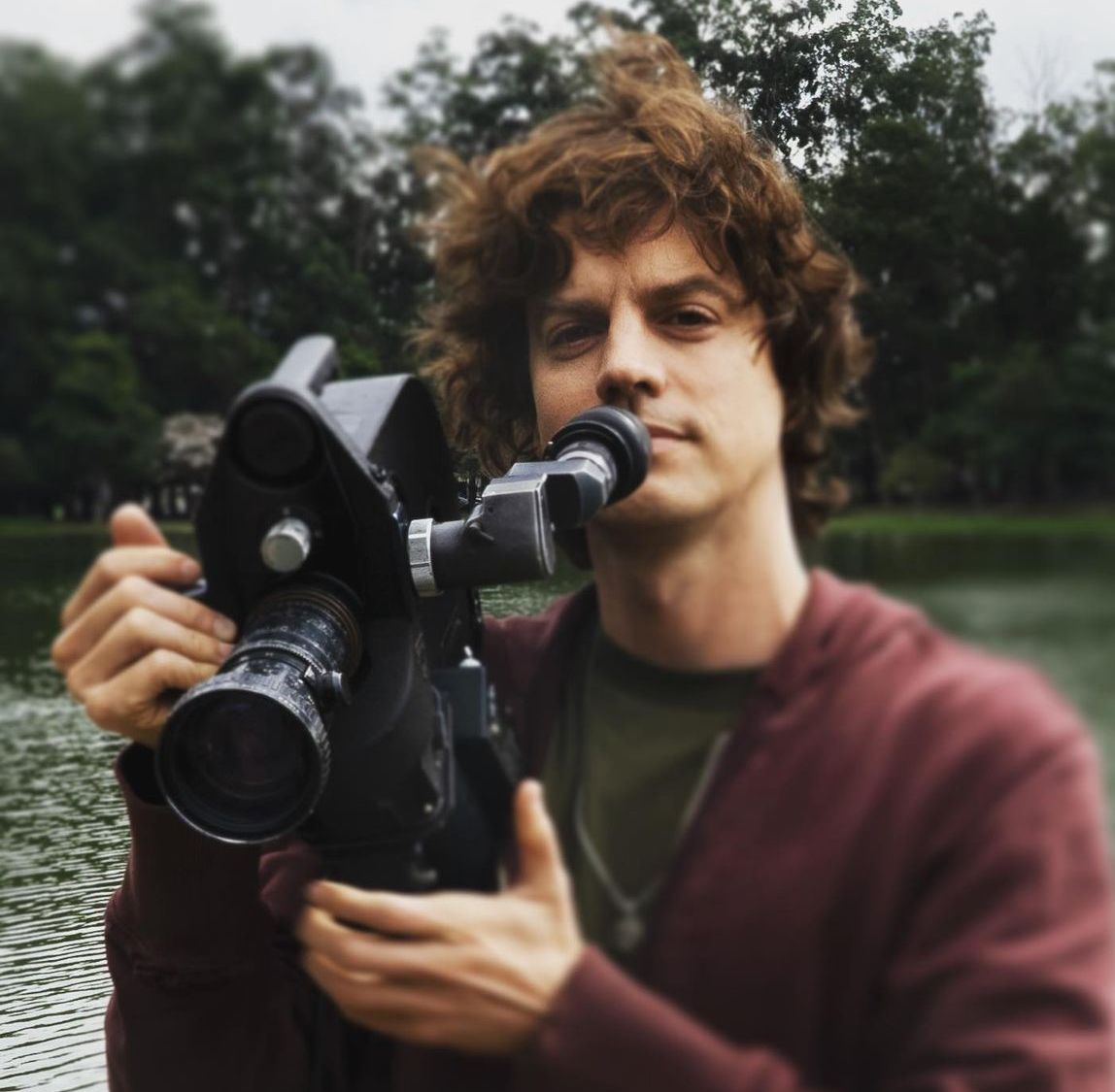 Irmão de Luciano Huck e marido lançam projeto musical nos EUA