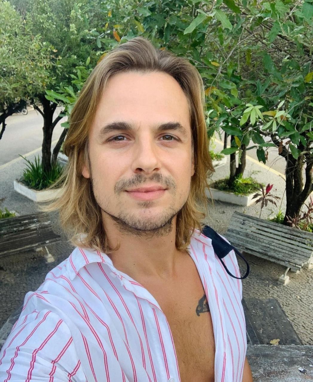 Ex-galã de 'Malhação', Daniel Erthal comemora aniversário de 43 anos e ...