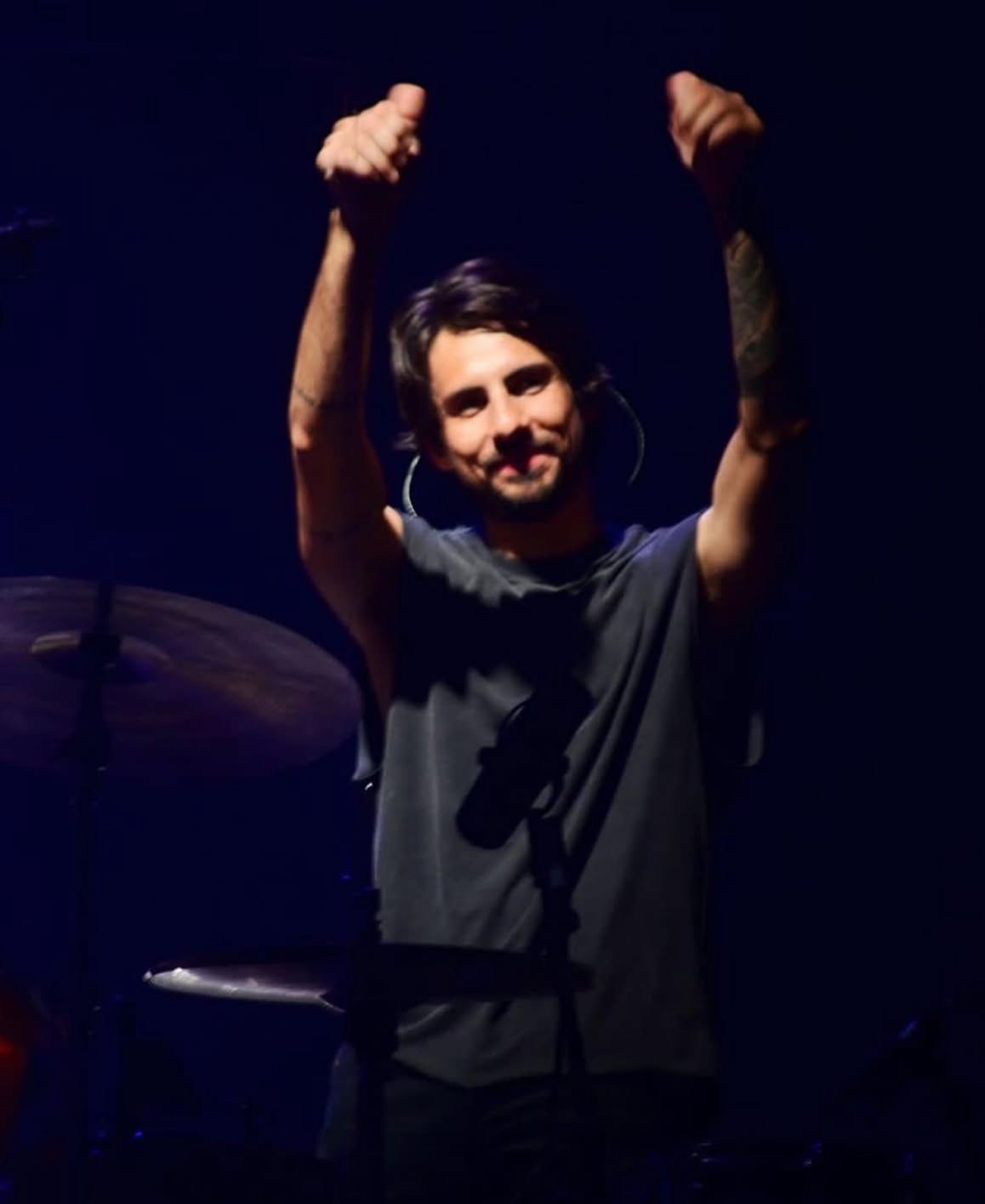 Baterista primo de Sandy e Junior chama atenção em show no 'BBB 25 ...