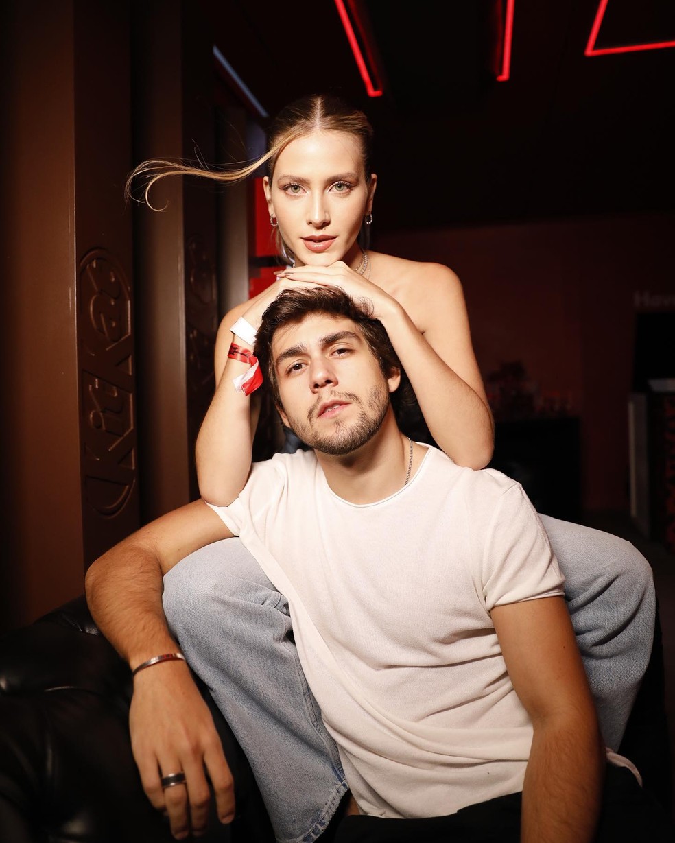 Sucesso como jovem tímido e virgem em novela, Daniel Rangel namora ex ...