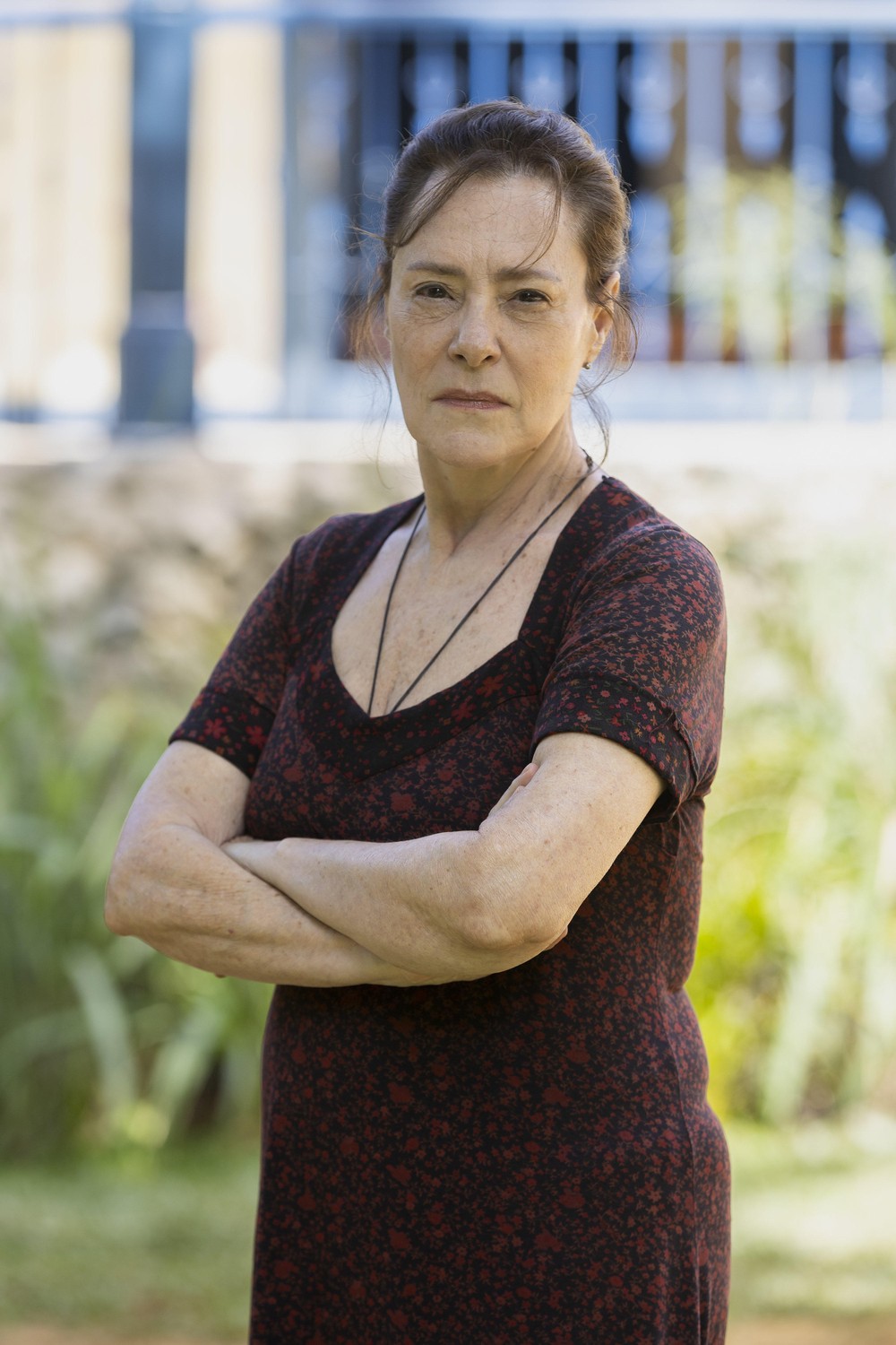 Nos resumos de 'Êta mundo melhor!', Estela revela a Celso que viveu com ...