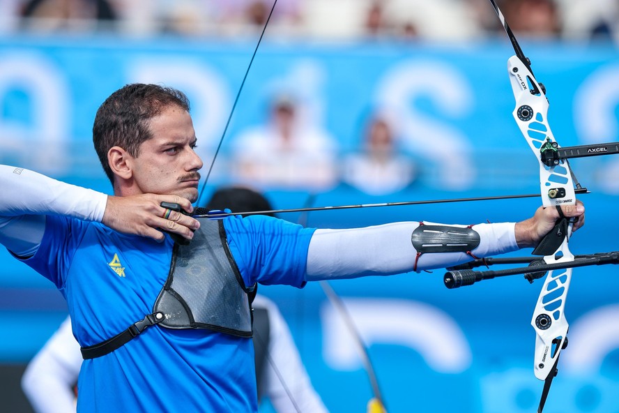 Paris-2024: Marcus D'Almeida perde e está eliminado no tiro com arco