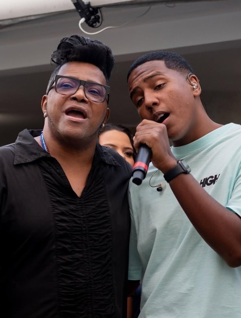 'James Brown do samba': Wander Pires diz que topete ajudou depressão e ...