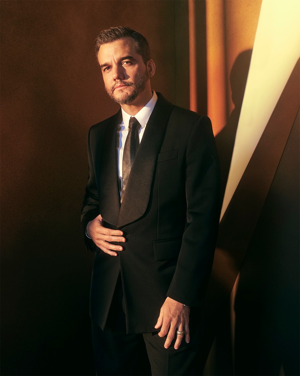 Wagner Moura estreia em desfile de moda em Nova York e revela conselho ...