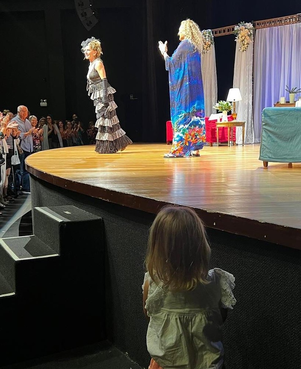 Aos 66 anos, Maitê Proença será vovó pela segunda vez