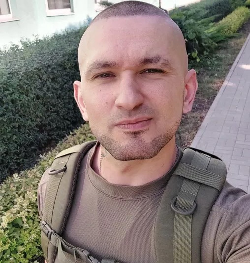 Igreja retira prêmio de soldado ucraniano que lutou contra a Rússia após descobrir que ele é gay