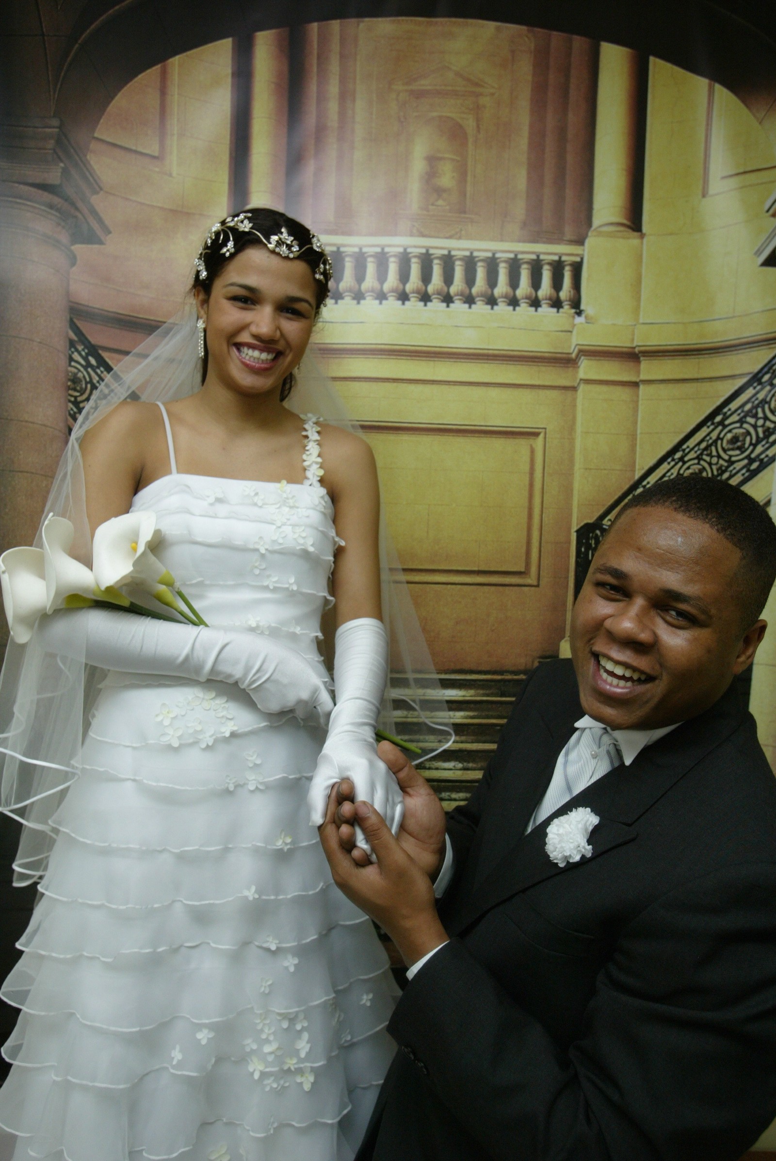 MC Sabrina quer voltar ao funk, se exercita e curte balada, mas ao ser ...