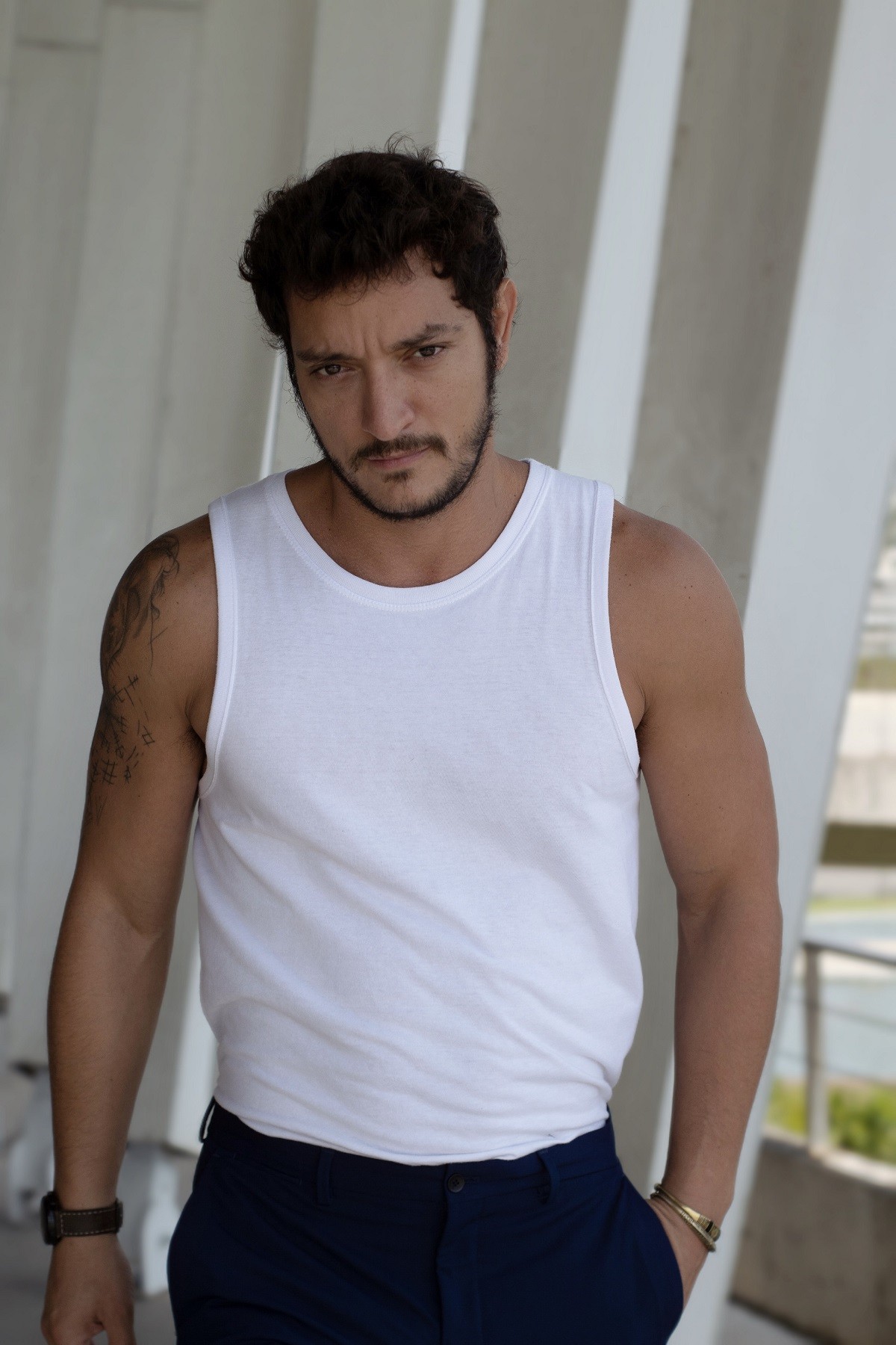 Assim como frei João, em 'Amor perfeito', Allan Souza Lima já teve que ...