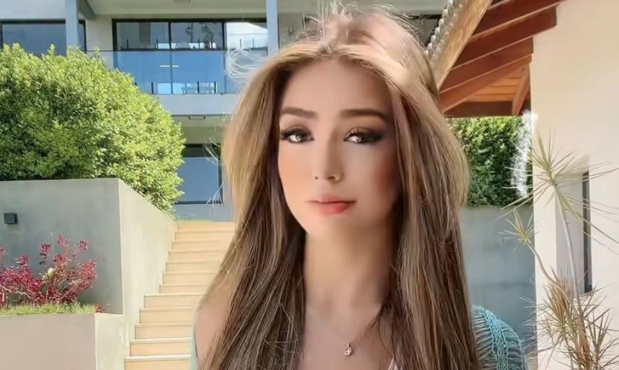 Cantora Melody é internada às pressas e cancela shows