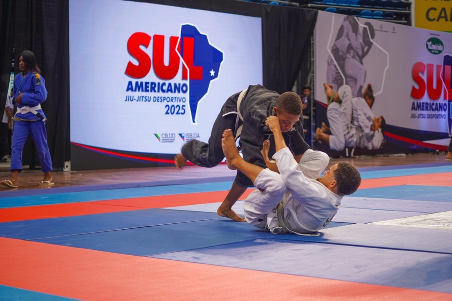 Sul-Americano de Jiu-Jitsu Desportivo movimenta Arena Carioca 1 e ...