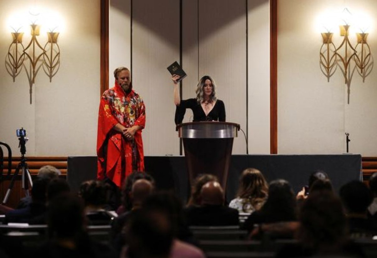 Maior evento satanista do mundo reúne centenas de adeptos em hotel de ...