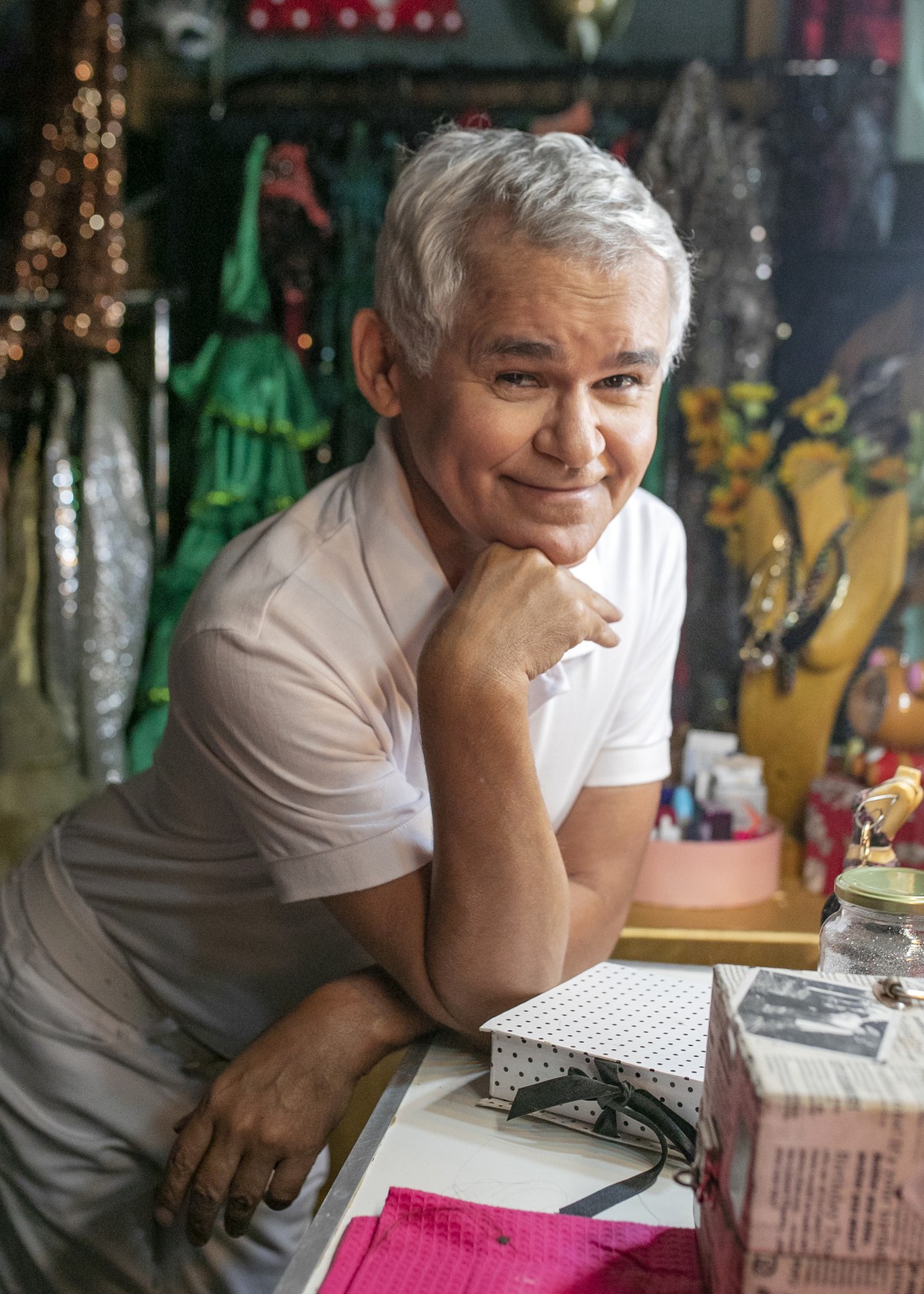 Em ‘Travessia’, Gero Camilo sobe ao palco como drag queen: ‘Expressão ...