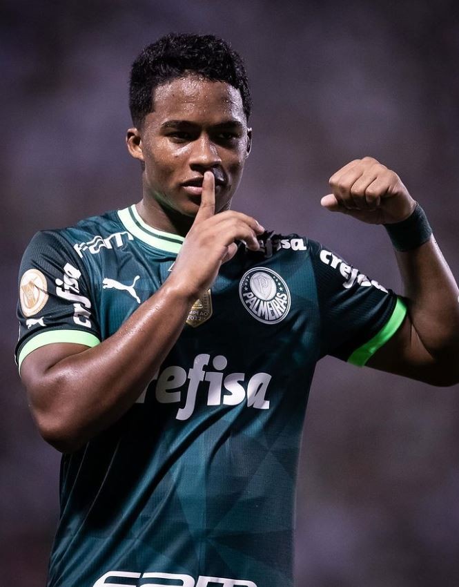 Após um ano de namoro, Endrick se casou com Gabriely Miranda para ela ...