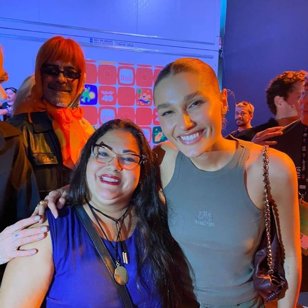 Uma semana após viralizar, menina do meme ‘Que Xou da Xuxa é esse?’ já conheceu Xuxa, foi ao ...