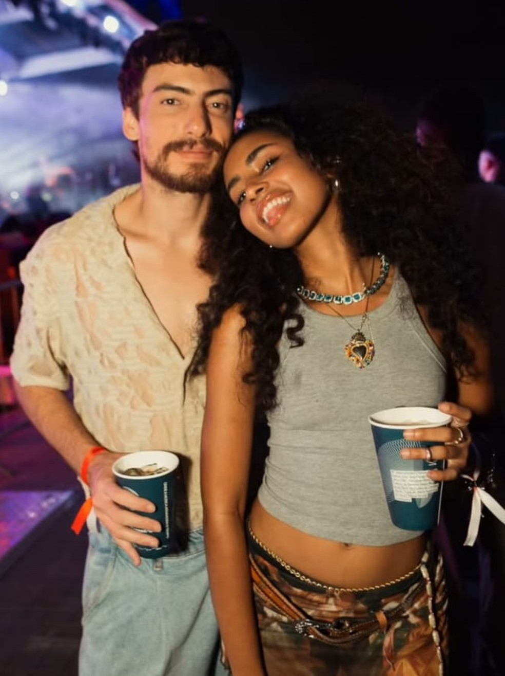 Affair com protagonista, filho de atriz, músico: Jaffar Bambirra é ...