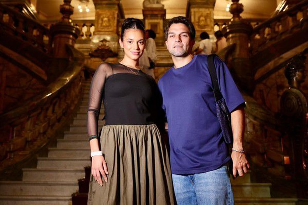 Irmão do cantor Silva 'baba' com ex-BBB Alane dançando carimbó: 'Como é ...