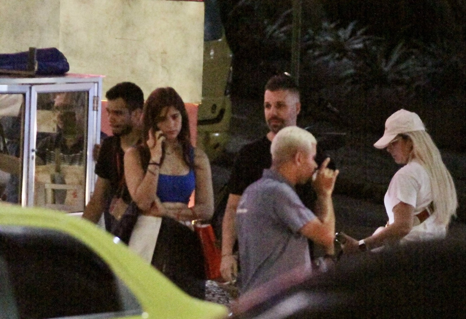 Claudia Abreu vibra com a filha, Maria Maud, abrindo shows de Nando ...