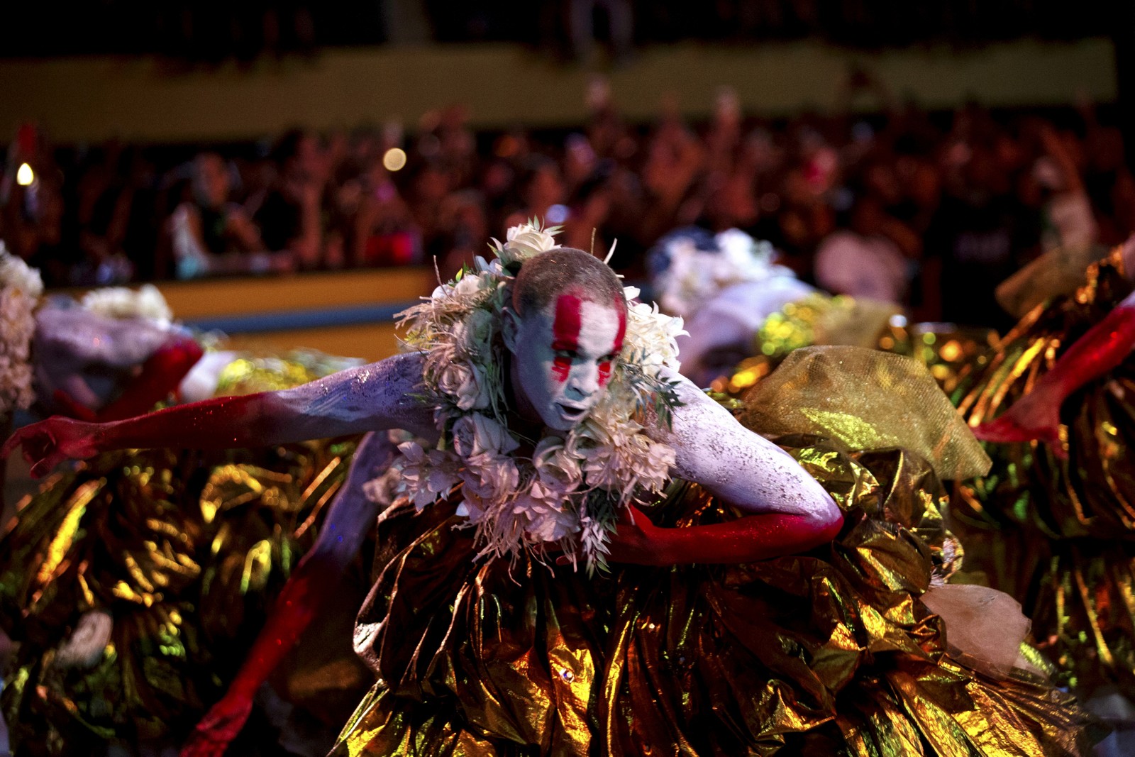 Beija-Flor homenageia Laíla com desfile que celebra sua história e ...