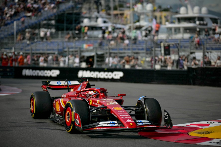 Em casa, Leclerc conquista a pole position no GP de Mônaco; Verstappen ...