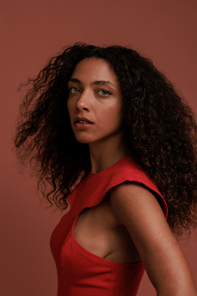 Joana de 'Renascer' é vista aos beijos com Chandelly Braz, ex de ...