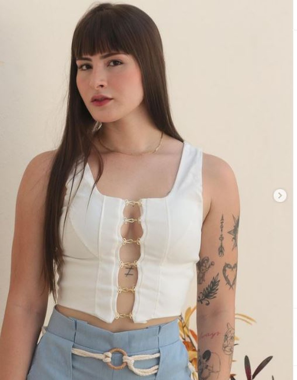 Nova namorada de Felipe Ret se submeteu a procedimentos para se tornar ...