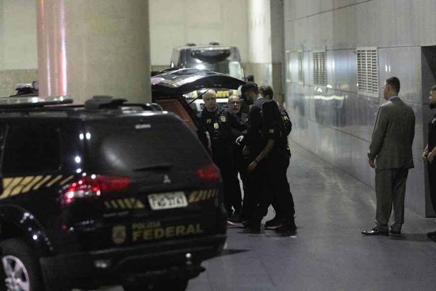 Acusado de estupro e agressão, Thiago Brennand chega a SP; vítimas ...