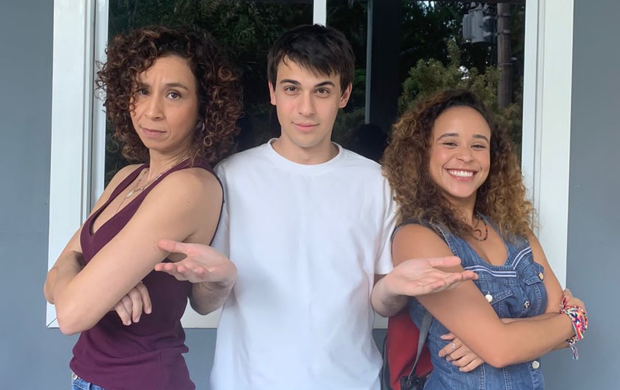 No ar em ‘Elas por elas’, Dani Flomin e Luan Argollo são duas novas ...