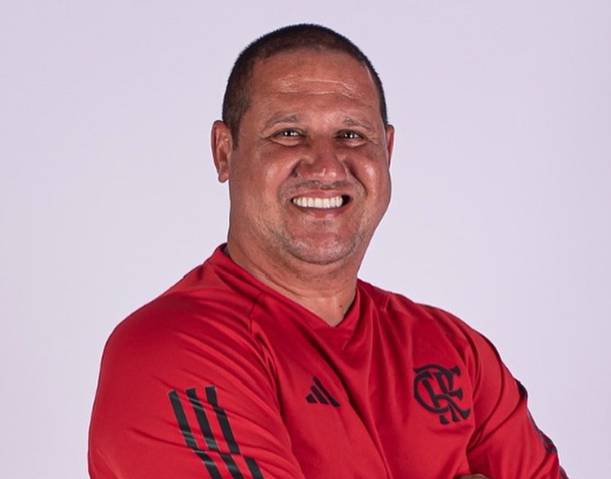 Conheça Mário Jorge, técnico que vai comandar o Flamengo na Copa do ...