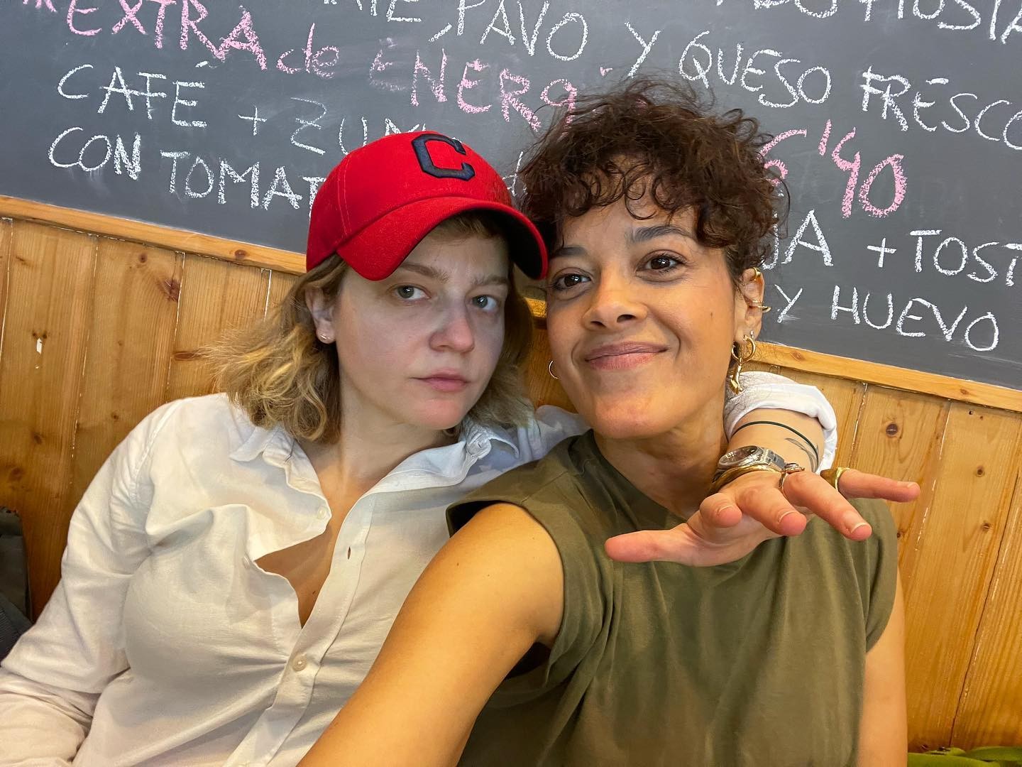 Sucesso na série 'Os outros', Maeve Jinkings namora diretora de cinema ...