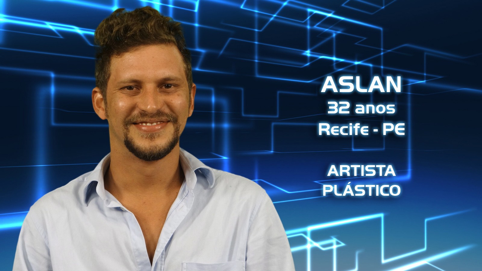 Ex-BBB amigo de Leandra Leal adota filho com marido médico