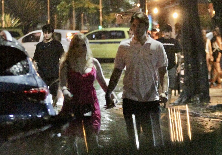 Em rara aparição, filha de Alessandra Negrini e Otto surge com o ...